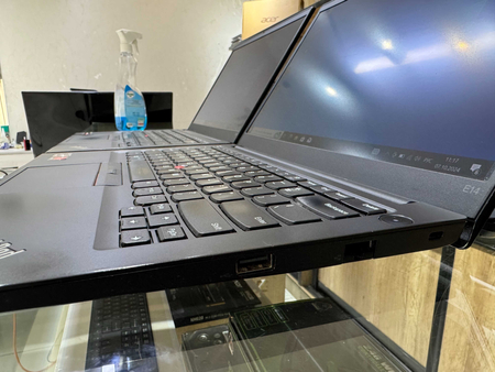Lenovo ThinkPad E14 AMD Ryzen 7 4700U озу8гб хард256ssd