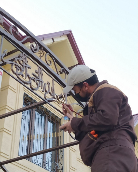 Навес и Козерог. 150000 сум
