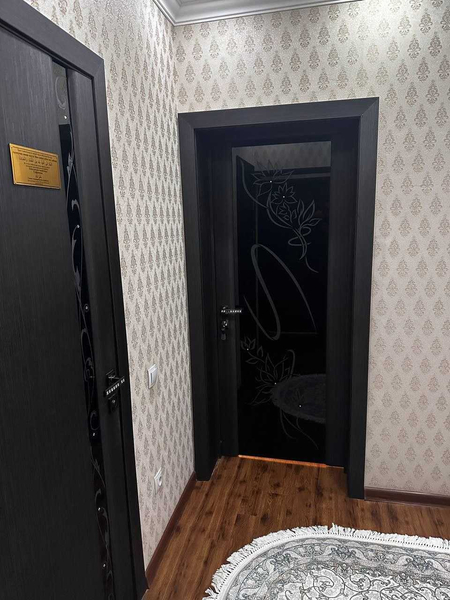V5153 квартира 3/2/9 ул Афрасияб Ор.р: метро Айбек Мирабад 80м2