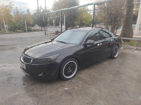 Honda accord 2008 года
