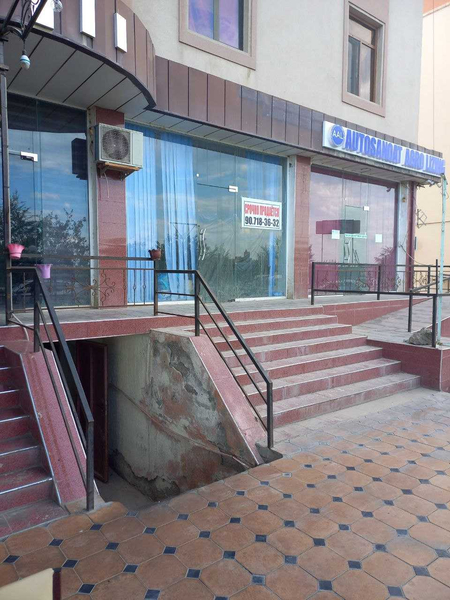 Продаётся магазин с подвалом