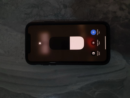 Iphone Xs  кирилмаган