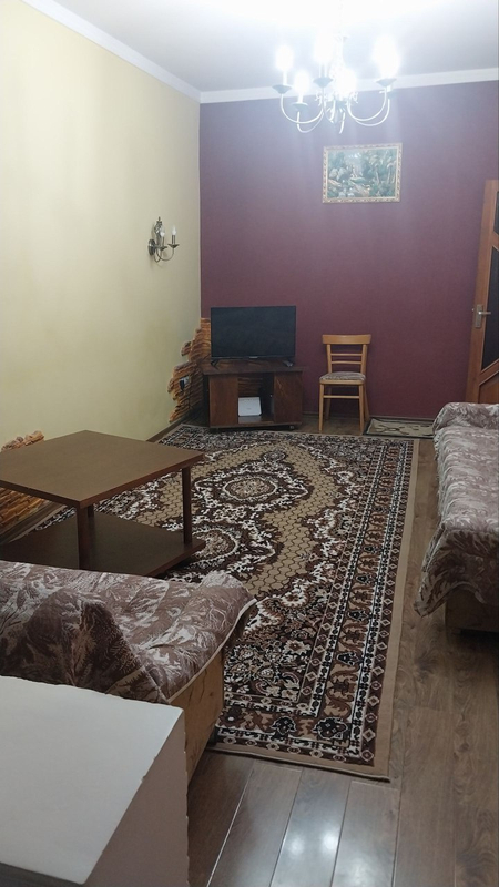 Мирзо Улугбек массив феруза 2/5/5 балкон 2*6
