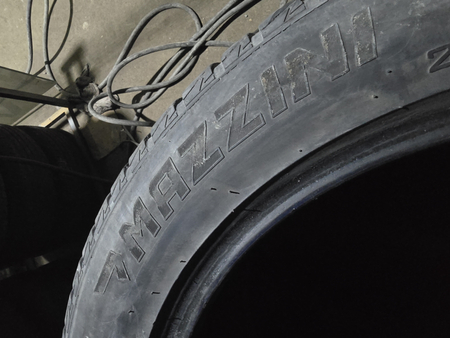 225/55 R18 mazzaini holati a\\\'lo