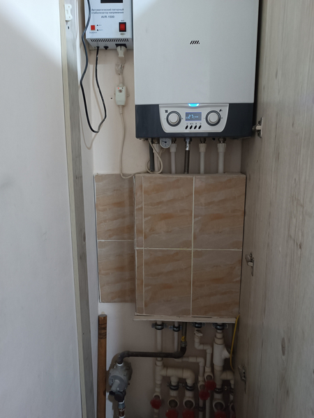 Продается дом,5 соток ,4 комнаты,2 км от Рохата,срочно но не дешево