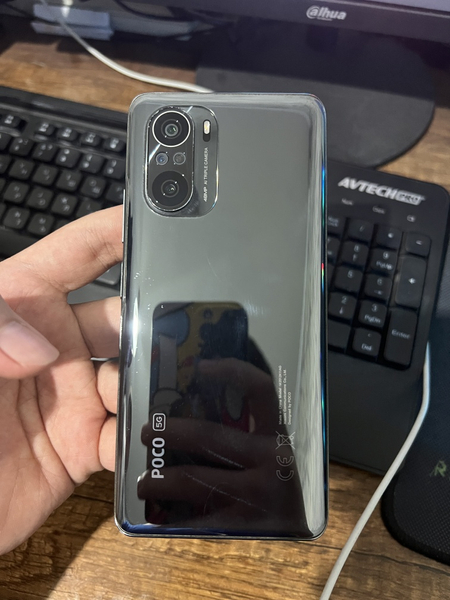 Poco f3 sotiladi