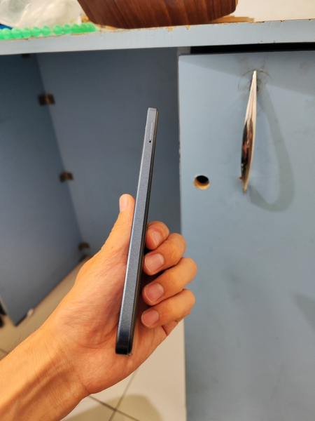 Tecno spark 10.  Ideal