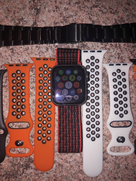 Часы смарт Apple watch айфон