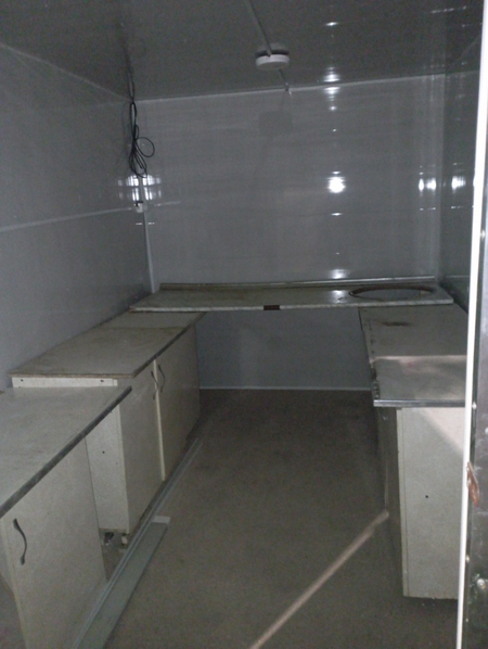 Fudtrak sotiladi razmeri 3*2