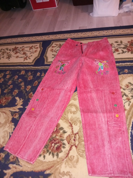 Продаётся брюки.