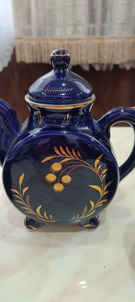 Чайник с виноградом 0,6 литров
