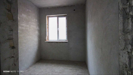 Эълон№4180   4  хонали янги қурилган квартира.