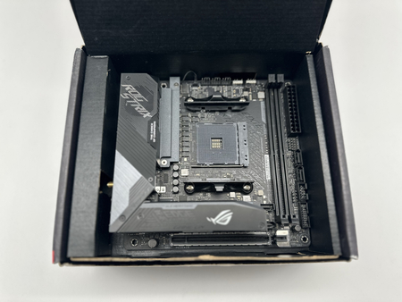 Комплект Corsair Vengeance LPX 32GB/ Asus ROG Strix X570-i Gaming WiFi