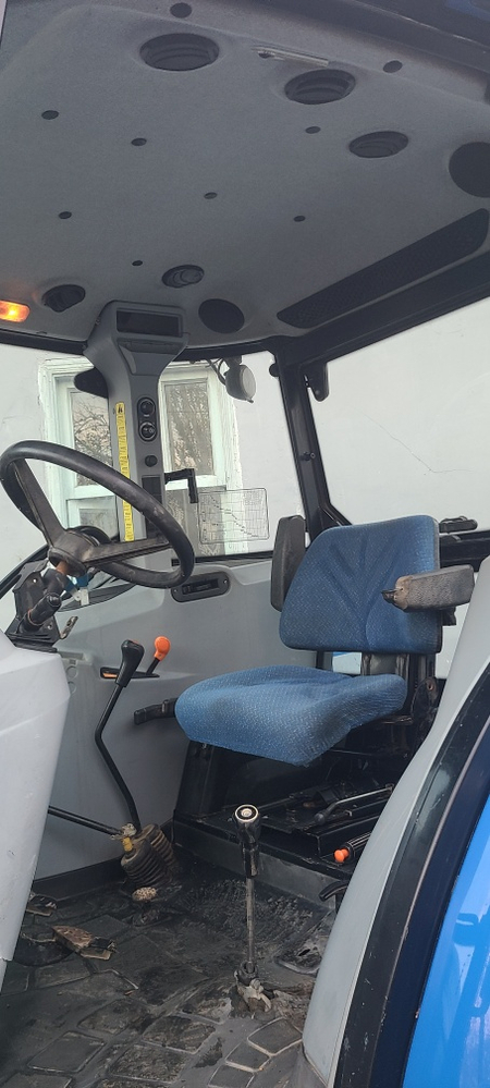 New Holland td5 110 sotiladi