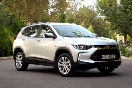 Срочно продаю Chevrolet Tracker LTZ 2022 года
