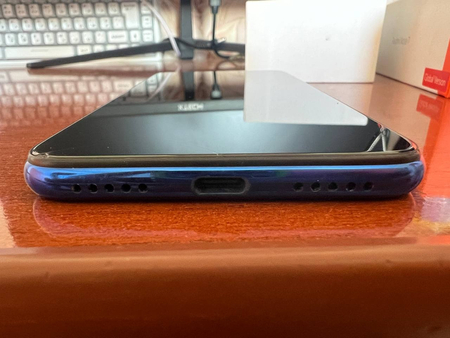 Xiaomi Redmi Note 7 Global version. Srochno sotiladi