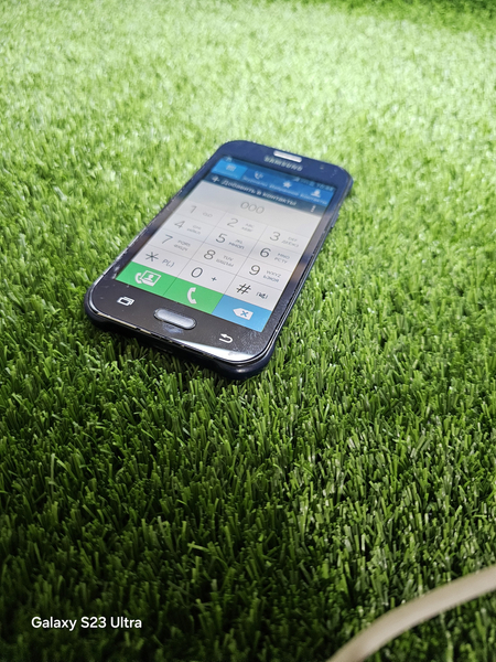 Samsung J1ace sotiladi