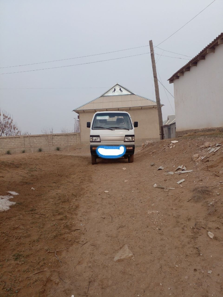 Labo sitiladi tel qiling kelishamiz