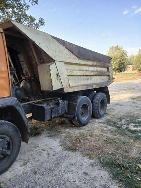 Kamaz 55111 agʻdaruvchi