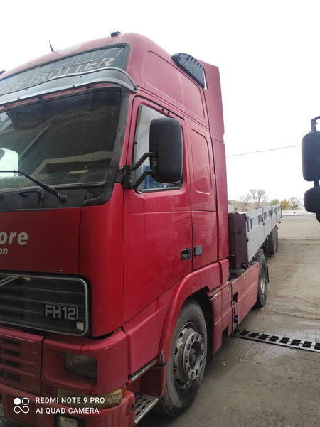 VOLVO 420 fura konteyneravoz