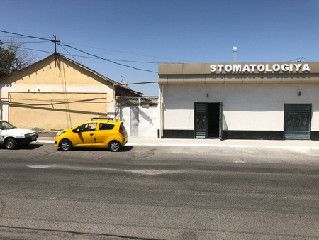 Hovli sotiladi..
