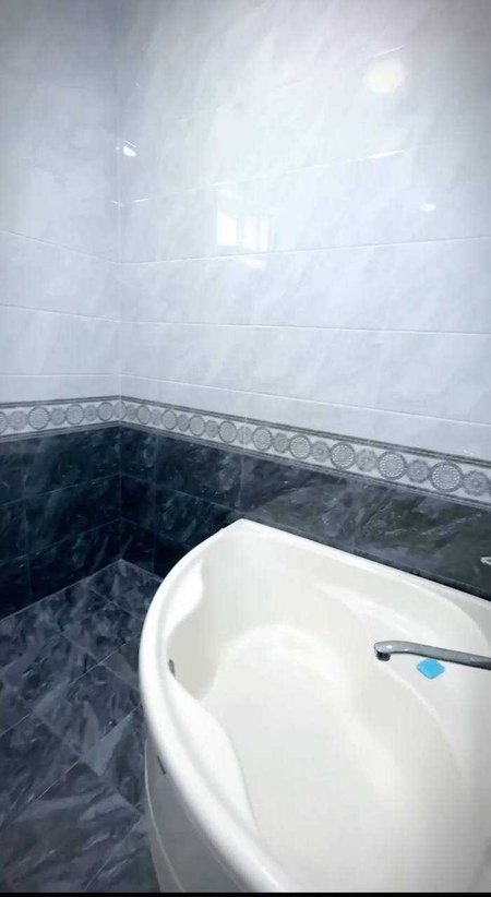 БЕРУНИЙ 3/4/4. КИРПИЧ 114м2. Евроремонт. метро 400м. Ключи в нотариусе
