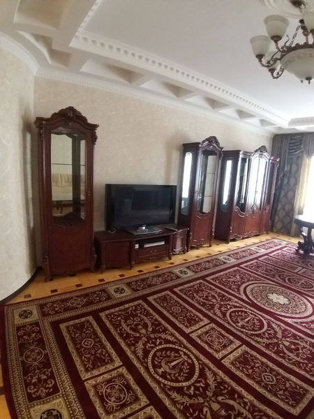 Айбек 3/1/7 170кв.м Чистая квартира с ремонтом мебклью и техникой