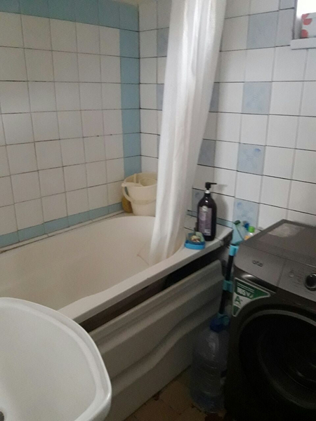 Dom sotiladi 4 etaj