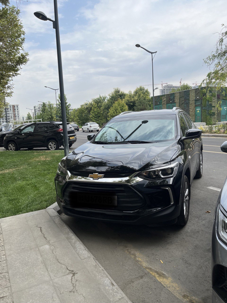 Tracker LTZ sotiladi