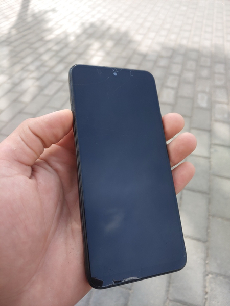 Xiomi a2 64/4gb lik kelishamiz arzon