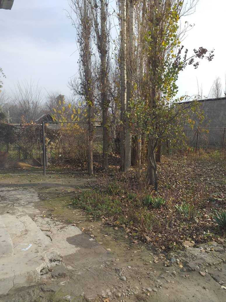 Продается участок с размером 18*28 метр. В районе М.Улугбек, 5-соток