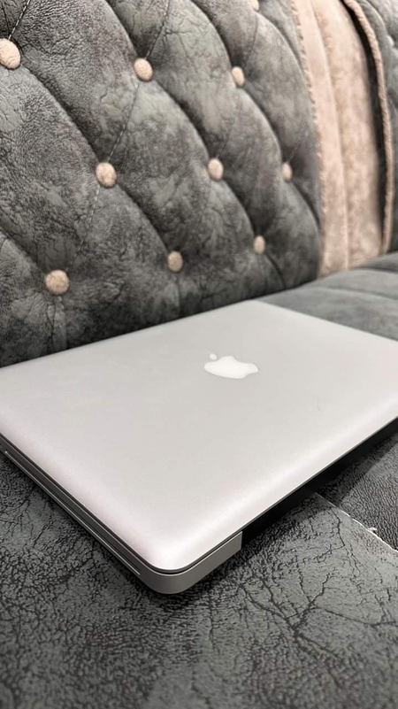 MacBook pro 2010