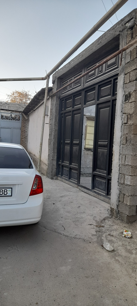 Xavli sotade samarqand  oltin samarqand tarafda vagzal tarafda