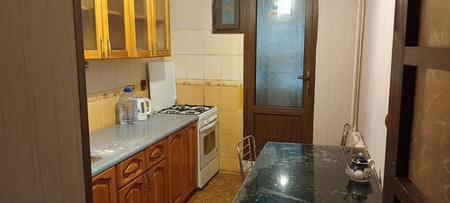 Xalqlar do'stligi metro bekati 3xonali kvartira
