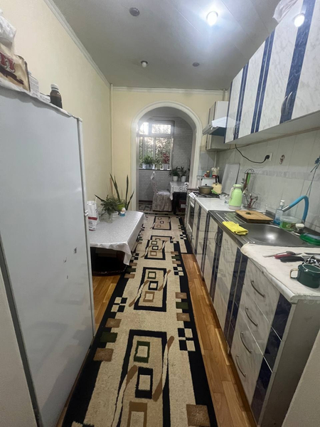 Продам юнусобад 18. Двух комнатная