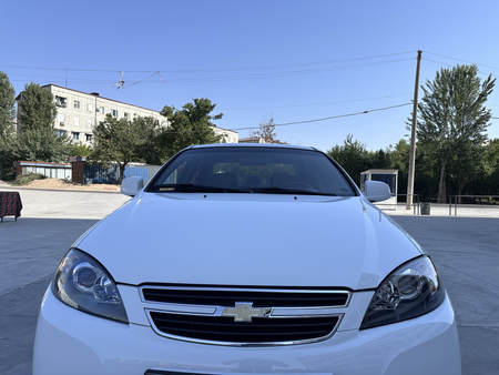Lasetti 1 euro avtomat 2016 yil 77500 km