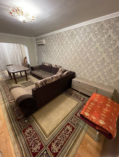 Продается 3х ком. кв-ра на ул.Нукусская, ор-р: Российское пос-во,105м2