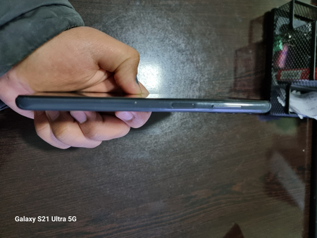 Samsung A13.  Xotira 64 gb. Operativ 4+4 gb.