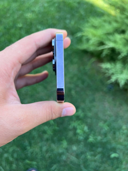 Iphone 14 pro max sim