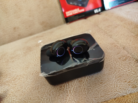 Беспроводные наушники Airpods, с повербанком!