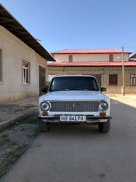 Jiguli  lada 011