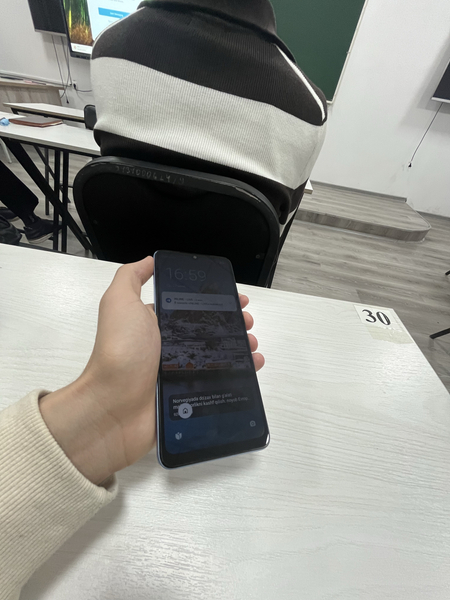 Redmi A3 sotiladi