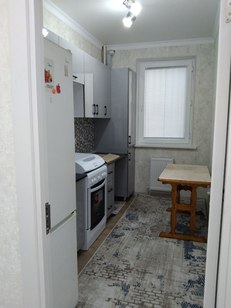 Махтумкули,  Паркентский  3× комнаты  Аренда !