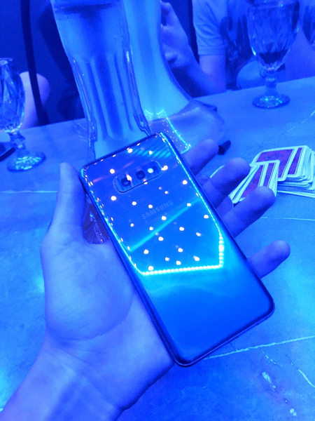 Samsung galaxy s10e 6/128 обмен есть/obmen bor