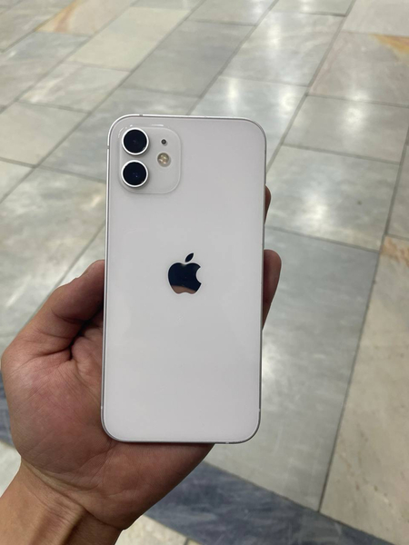 Iphone 12 sotiladi