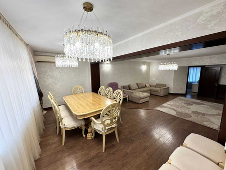 Ц1.    -3+2/3/4-  кирпич   77-серия  ( мебель + техника )   144 м²