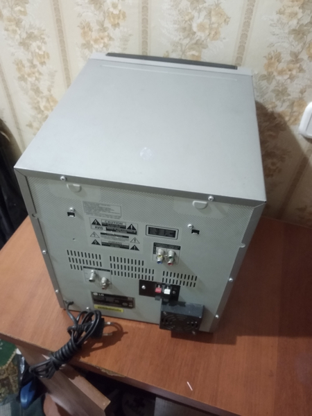 Продаю блок музыкальный центра .