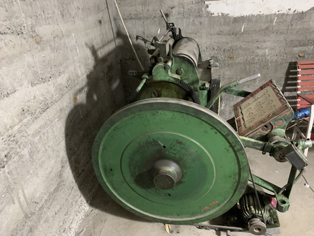 tigl press stanok