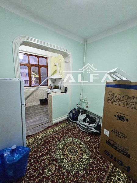 3 xonali 85m² 3-qavat sotiladi.
