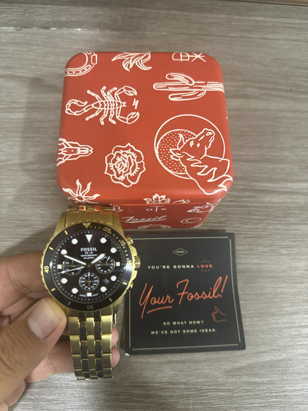 Soat sotiladi, Fossil brendi